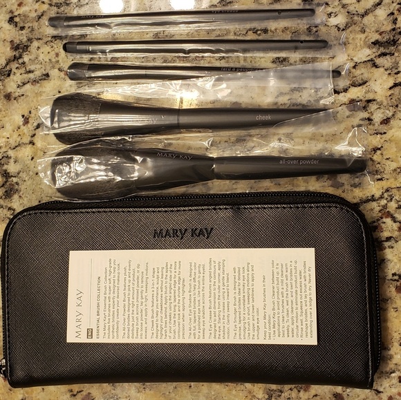 Mary Kay | Makeup | Mary Kay Essential Brush Collection | Poshmark